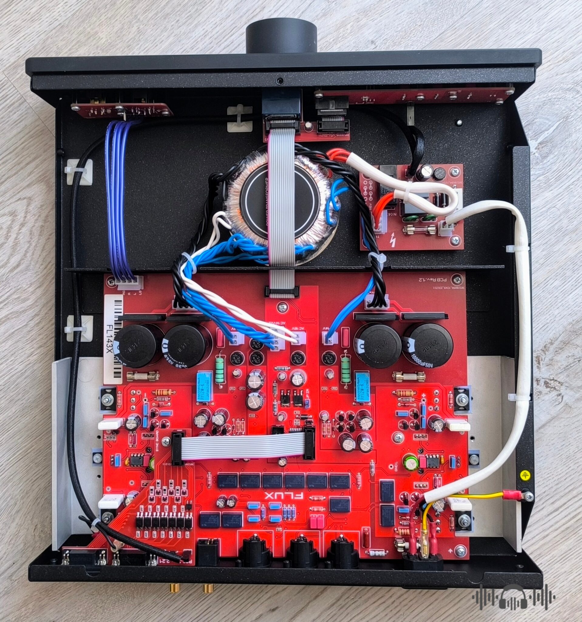 Flux Lab Acoustics M-Field Review ᐉ Ichos Audiophile Reviews